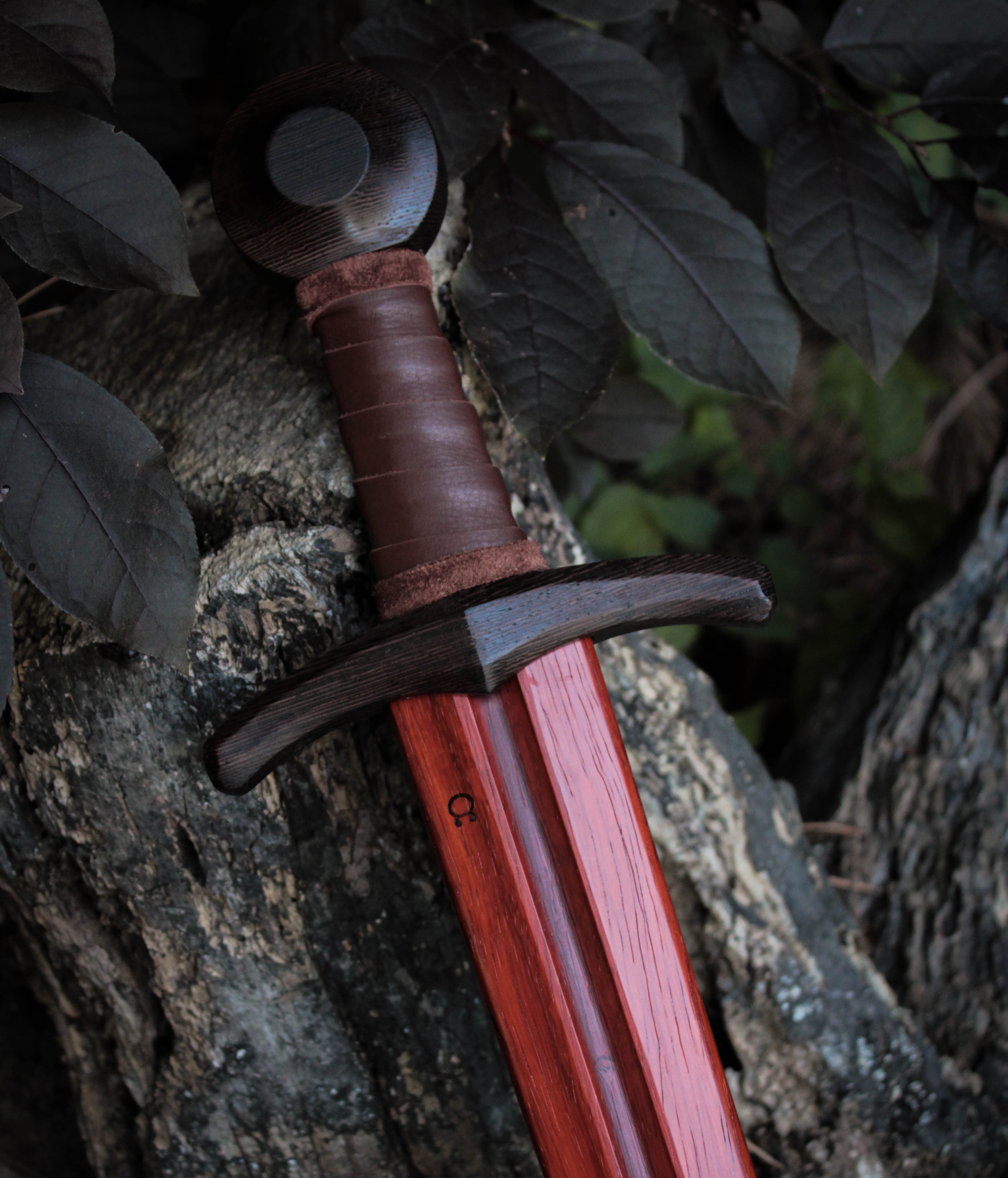 Heirloom grade wooden swords – Trollkarl Armory
